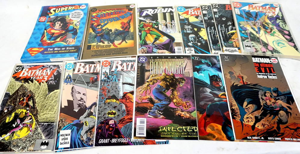 LARGE LOT OF BATMAN, SHOWCASE, SUPERMAN & MORE COMICS (#0379) on Dec 05 ...