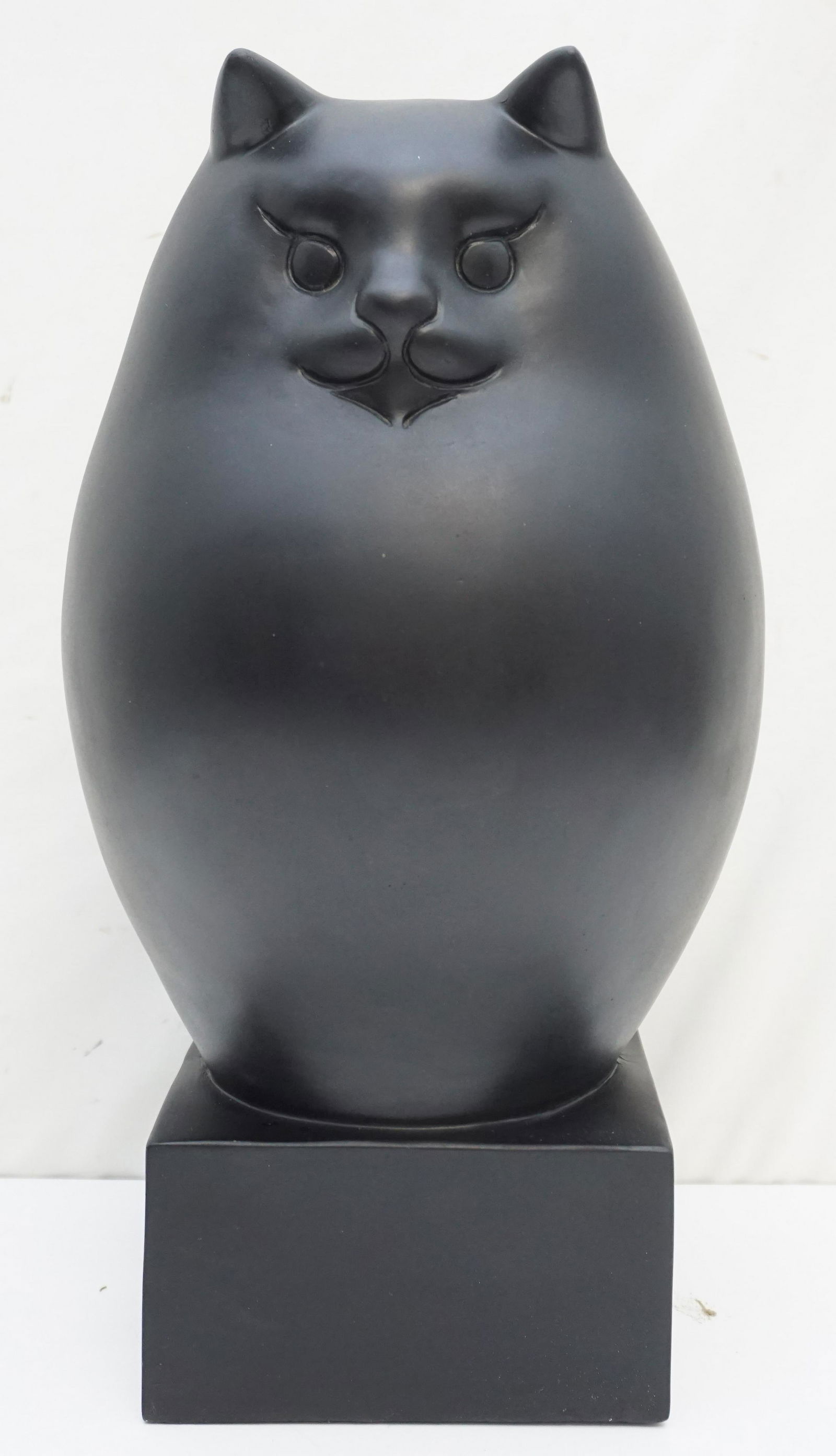 Richard Recchia Modern Fat Cat Sculpture
