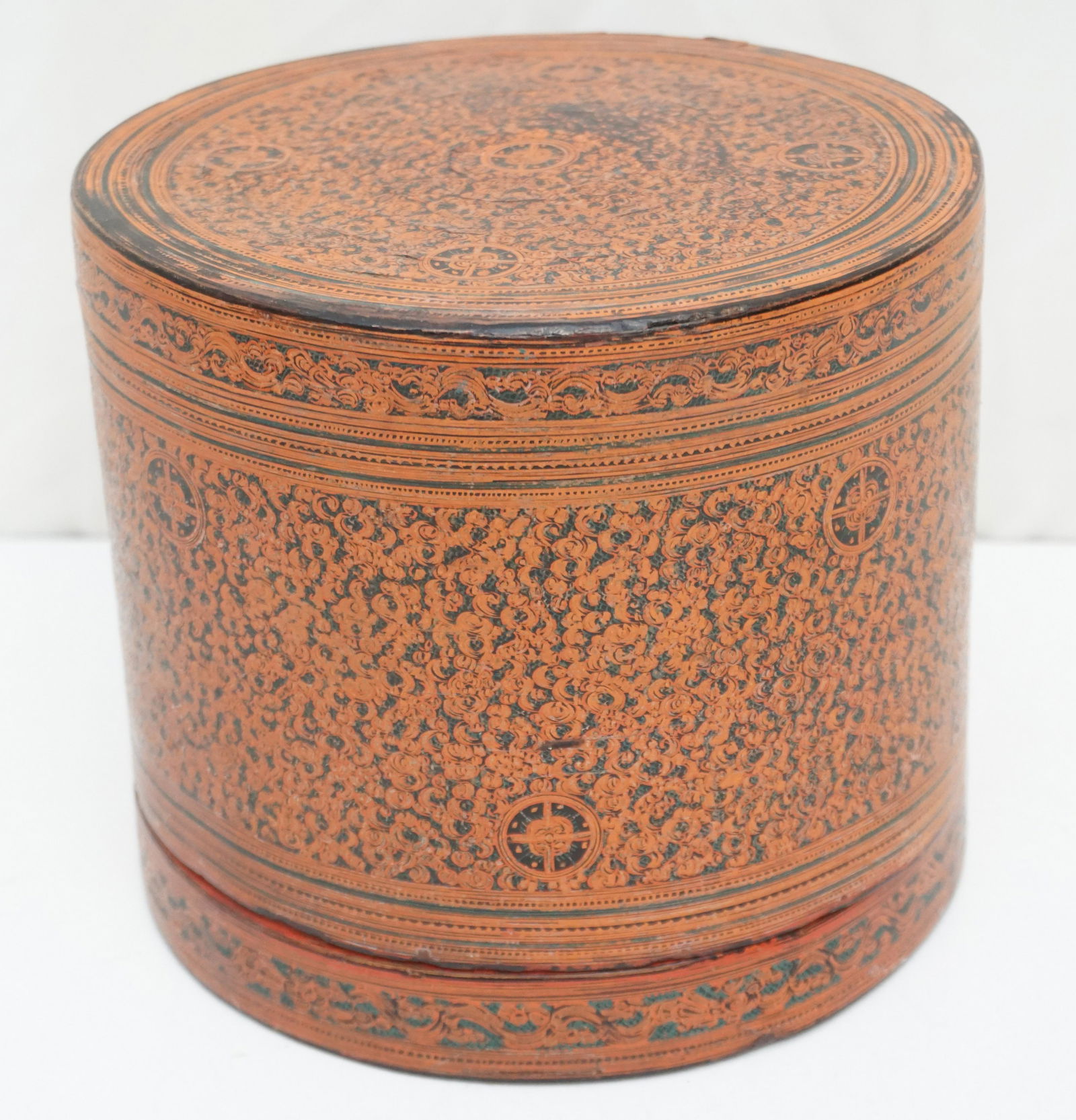 Fine Burmese Lacquered Betal Box