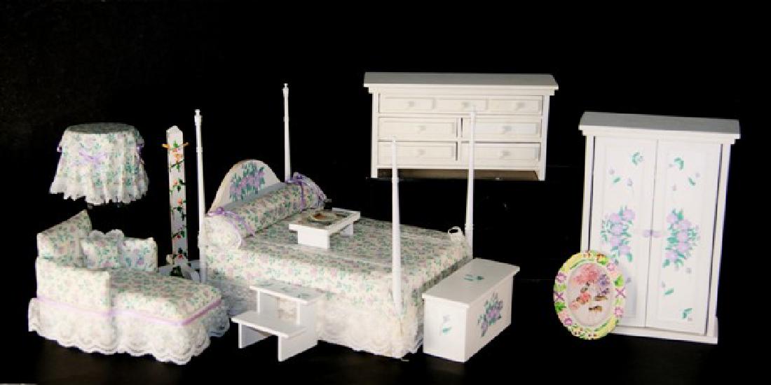 Pitty Pat Bedroom Set for Dollhouse Miniatures