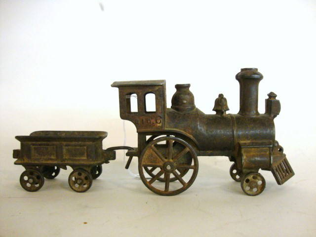 Big 6 Cast Iron Locomotive And Tender 2 Pcs