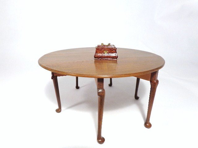 William Robertson Table