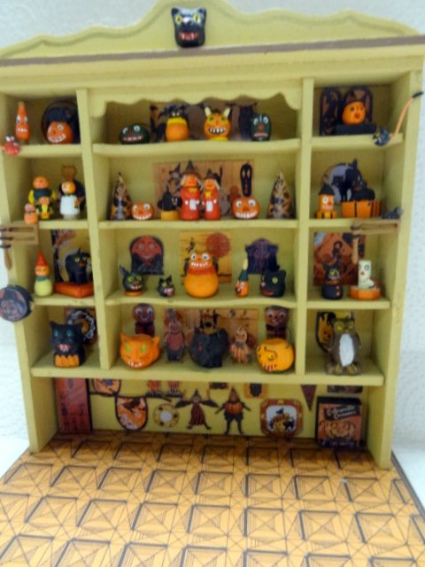 Lew Kummerow Miniature Halloween Store - Sep 19, 2015 | Ron Rhoads ...