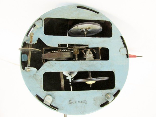 Gunthermann Wind-up Walking Woman