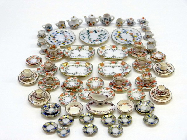 Dollhouse Miniature Dinner Sets