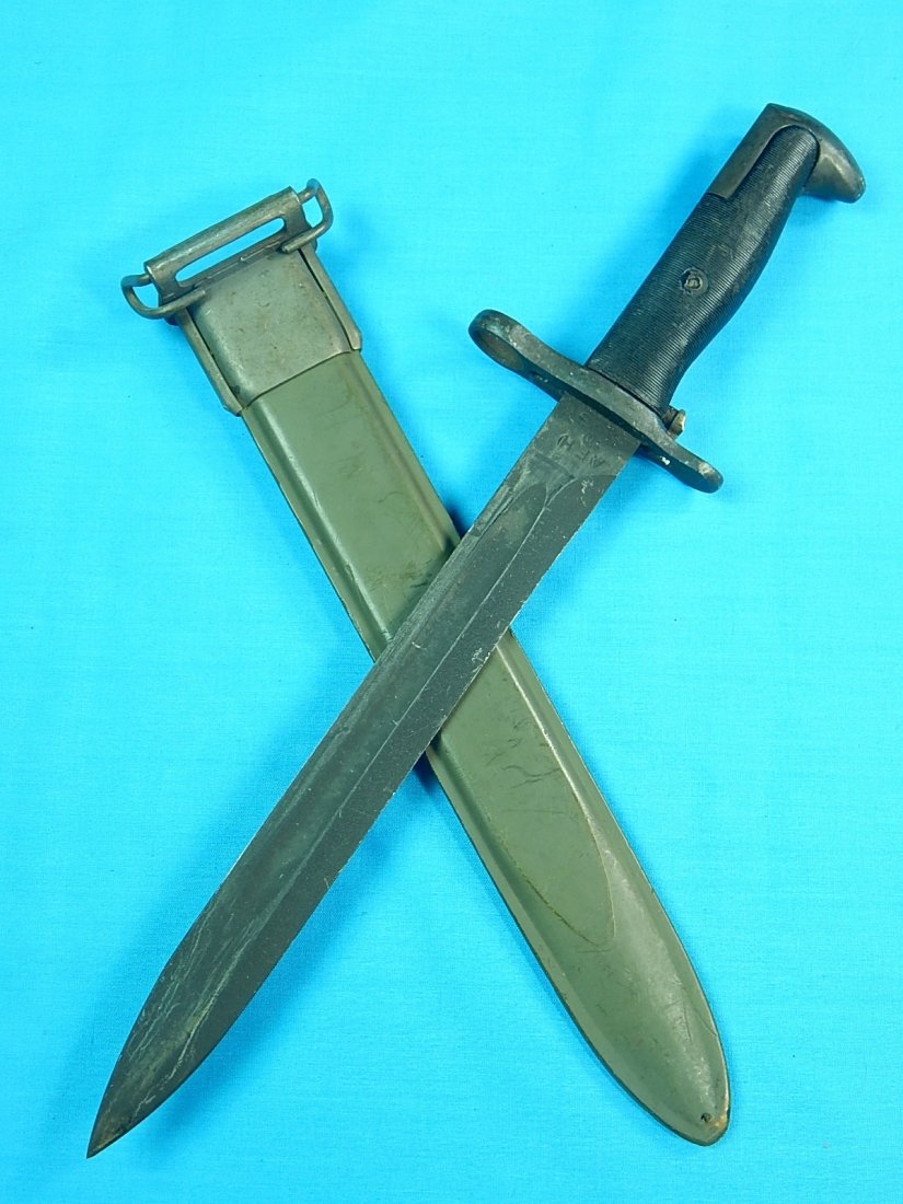 US WW2 WWII AFH Bayonet Fighting Knife & Scabbard