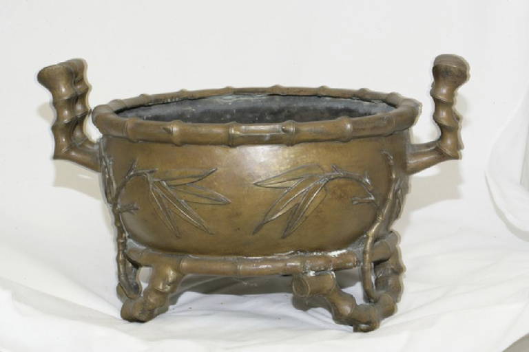 Bronze Plant Pot