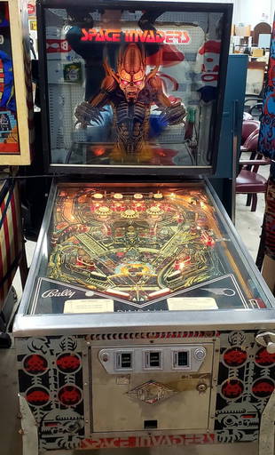 1980 Bally Space Invaders Pinball Machine