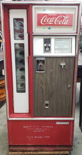 Cavalier Uss 8 64 Coca Cola Vending Machine, 1960s