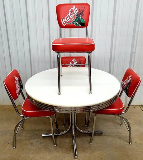 4 Coca Cola Chairs And Table