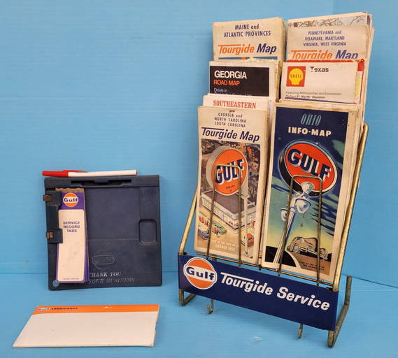 Gulf Tourgide Service Road Map Display With Maps & Clipboard