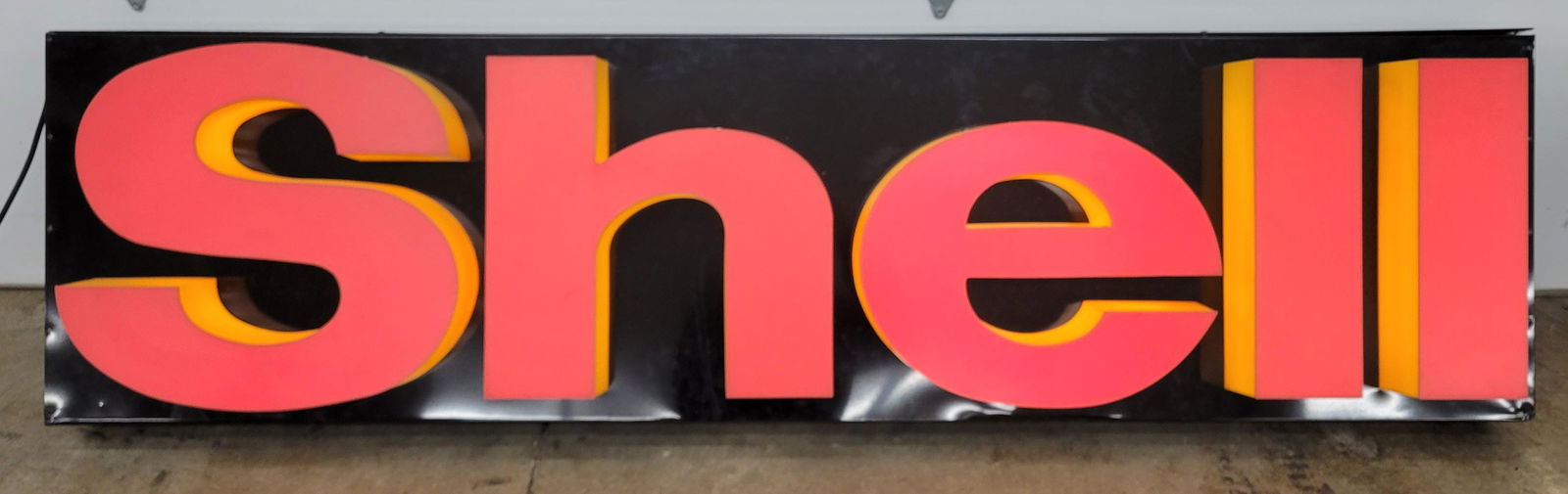Shell Service Station Light Up Sign - Apr 01, 2023 | Rockabilly Auction ...