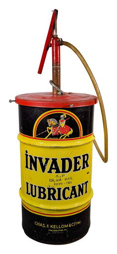 Invader Lubricant Can With Pump Nozzle