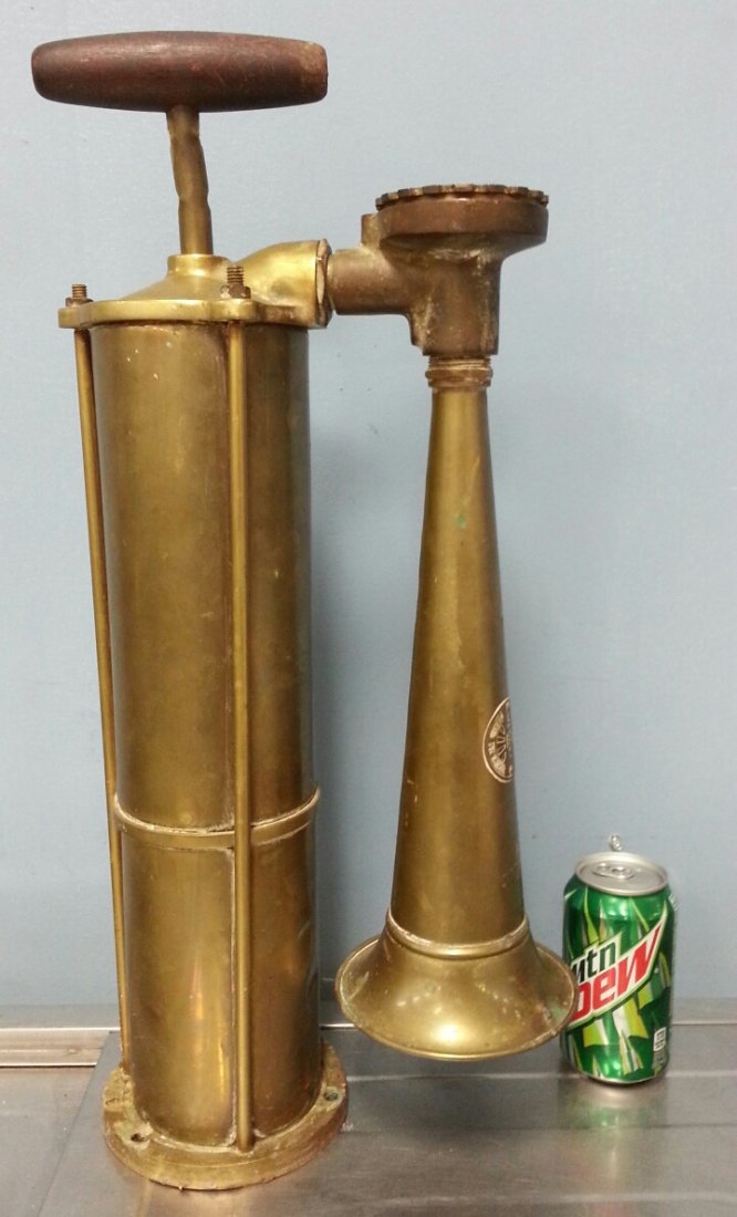 Tyfon Brass Ships Foghorn
