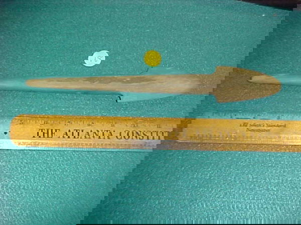 38: Indian spade/spud