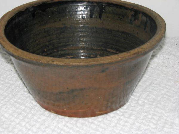Early Crawford County Georgia Folk Pottery Bowl.