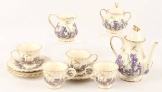 Lenox tea set - Sep 15, 2013 | Treadway Toomey Auctions in OH