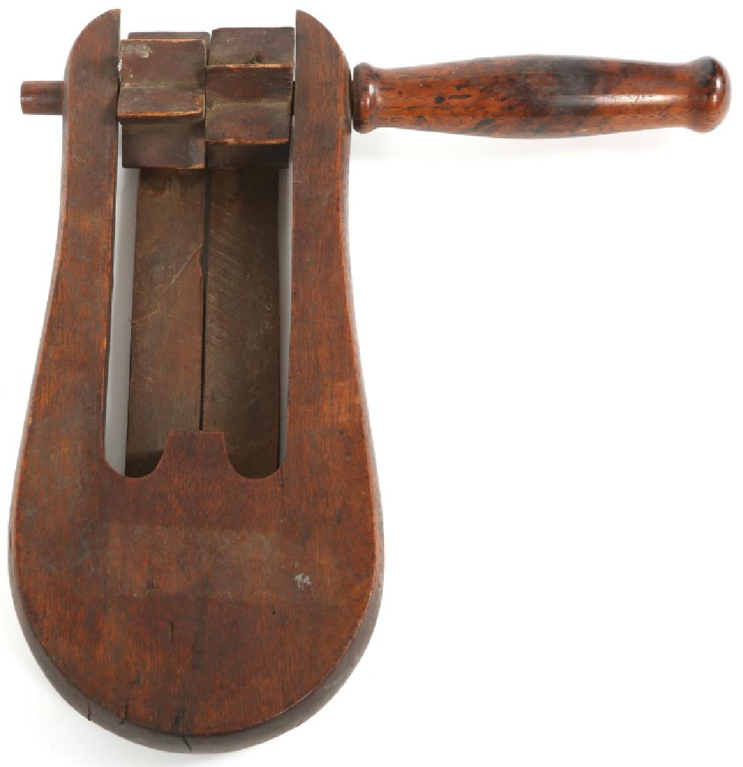 WWI WOODEN GAS RATTLE U.S. ARMY RATCHET ALARM