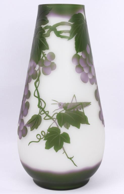 ART NOUVEAU GALLE STYLE CAMEO VASE - GRAPE VINES - Jun 13, 2020 ...
