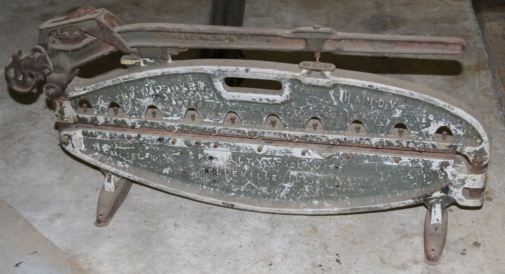 THE IMPROVED HANDY ASBESTOS SHINGLE CUTTER