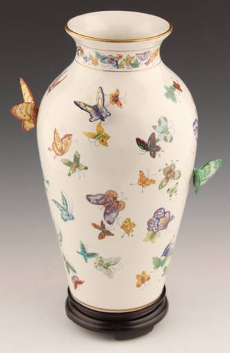 Franklin "vase Of 100 Butterflies" By Mei Lin Li