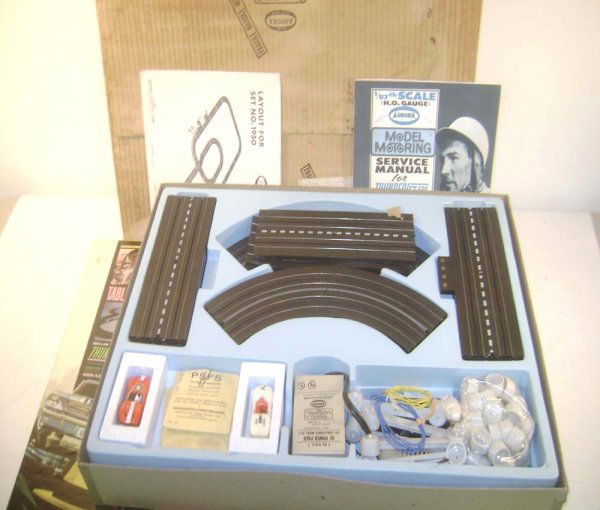 15: ABT: Great Aurora HO Race Car Set #1950/95048 (Made