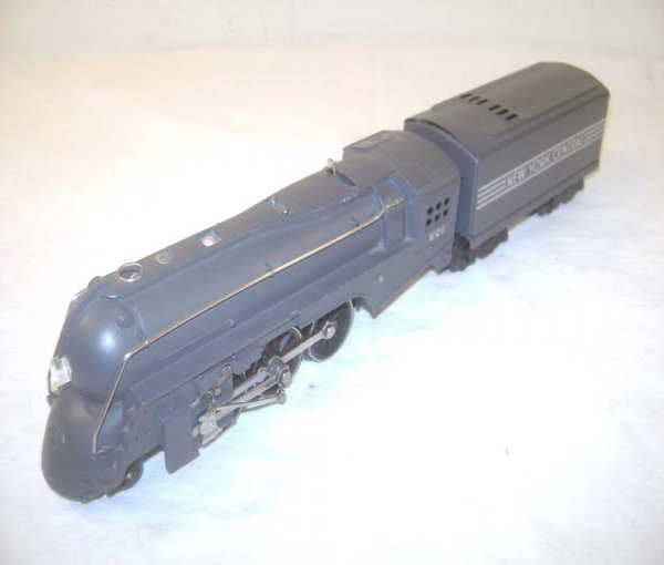 31: ABT: Lionel #221 Gray Streamline Steam Engine & Ten