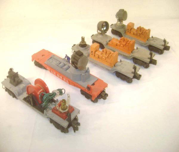 Abt: 5 Assorted Lionel Operating Searchlight Cars