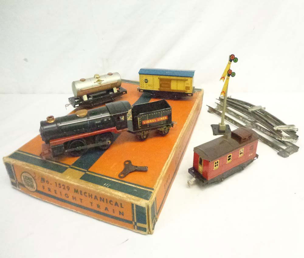 Abt: Lionel #1529 Mechanical Freight Train Set/ob