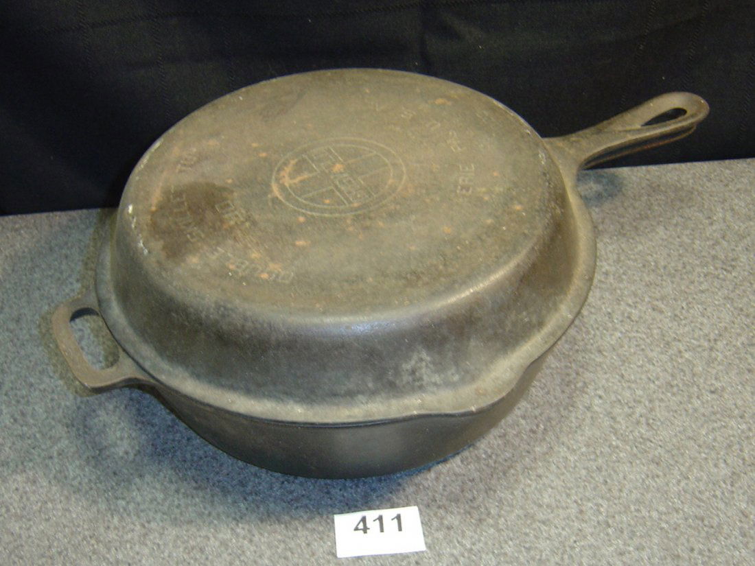 Antique Griswold 90 Cast Double Skillet