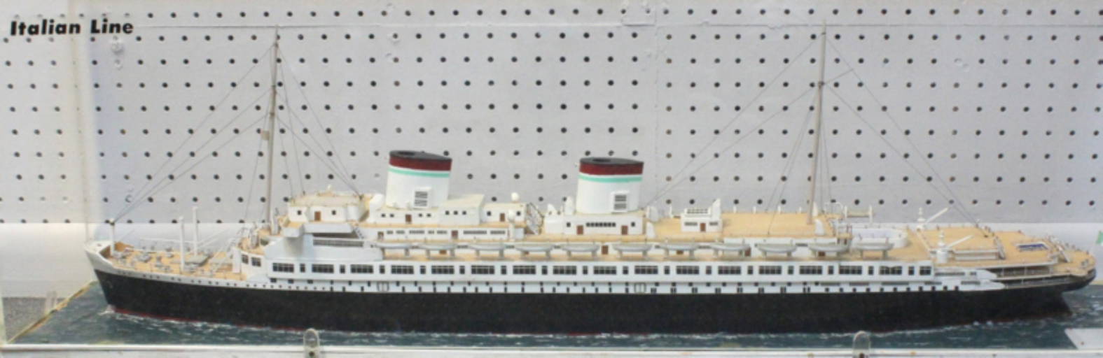 SS Rex Italian Line Cruise Ship Model in Plexiglass - Aug 25, 2019 ...