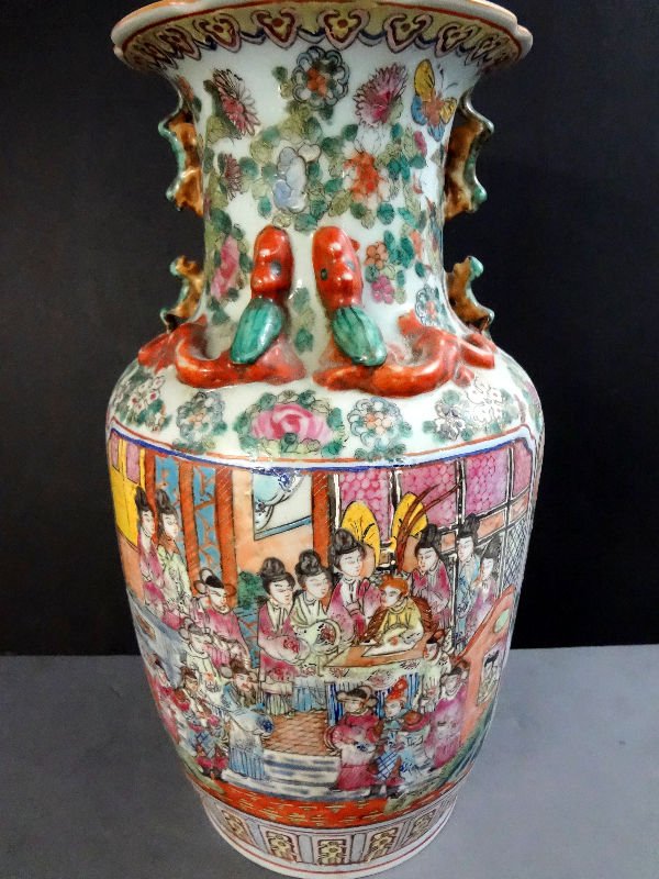 10A: Chinese Rose Medallion Two Handled Vase