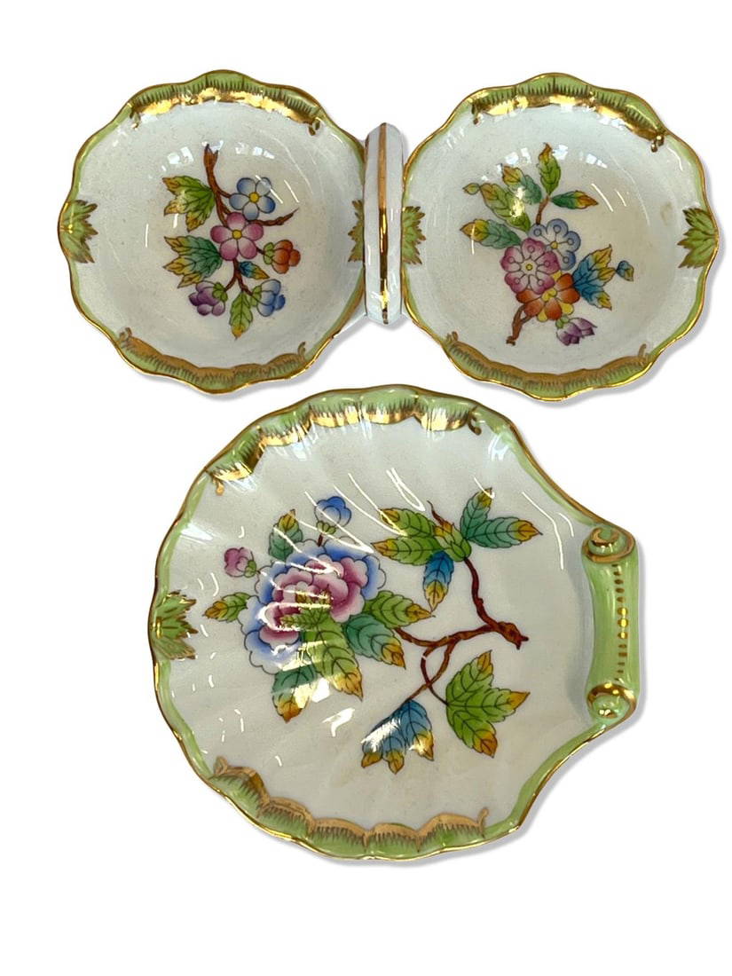 Two Pcs Herend Queen Victoria Shell Dish & Double Salt With Handle Auction