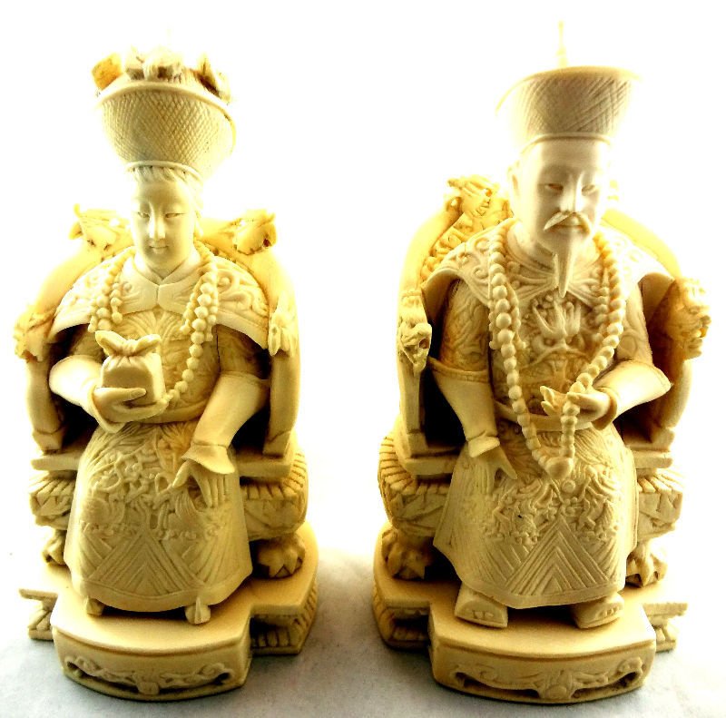 Chinese Pair of Carved Ivory King & Queen