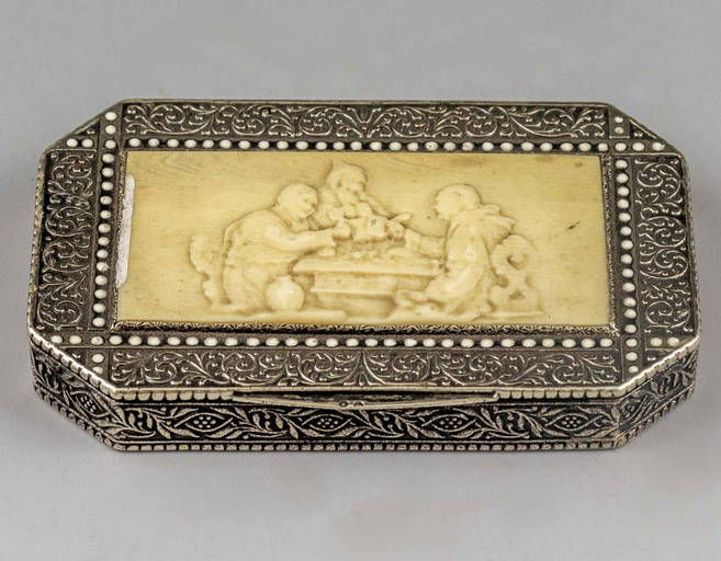 Silver And Cattle Bone Snuff Box