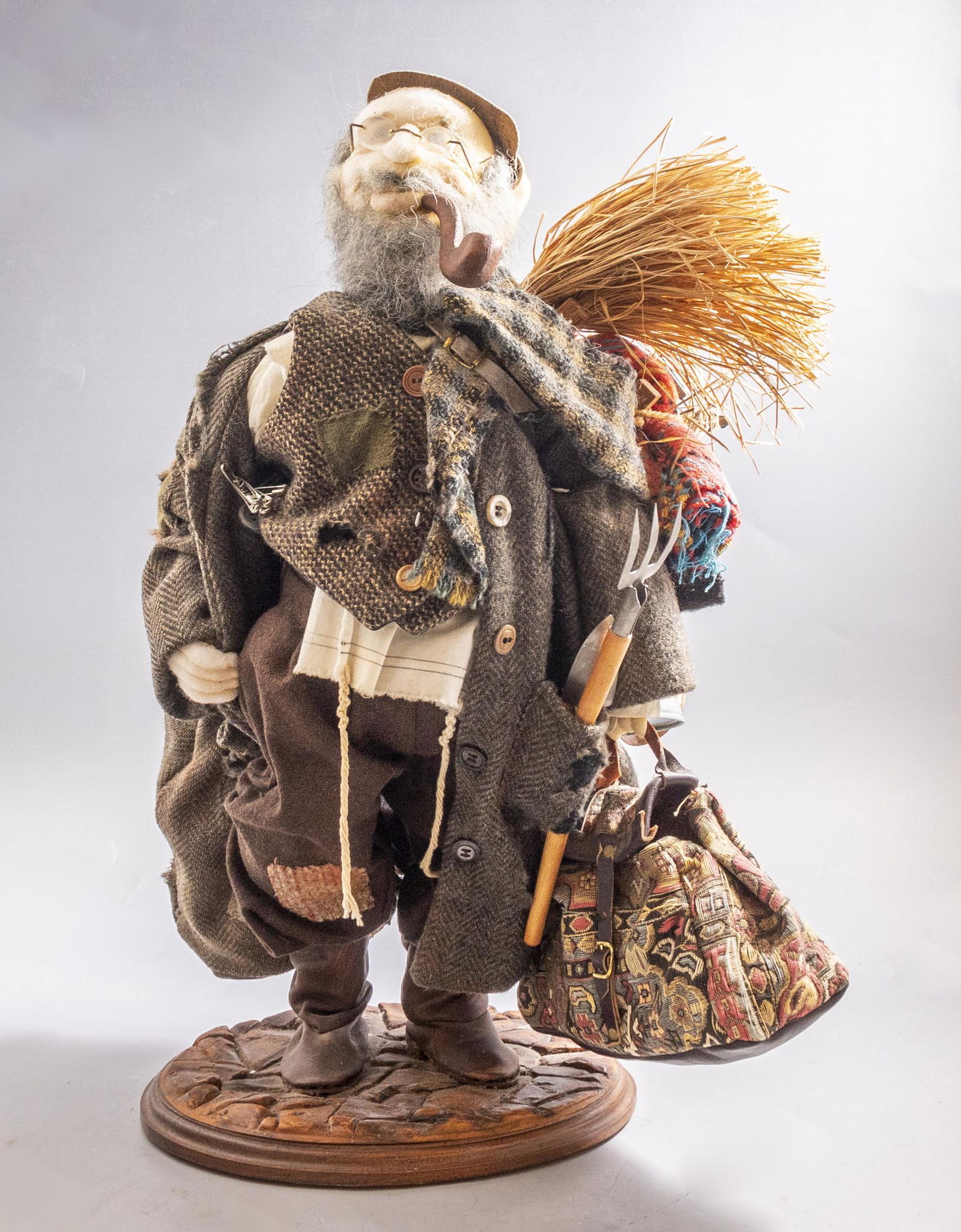 Israeli Doll, Magda Watts - Sep 20, 2022 | Ishtar Auctions LTD. in Tel Aviv