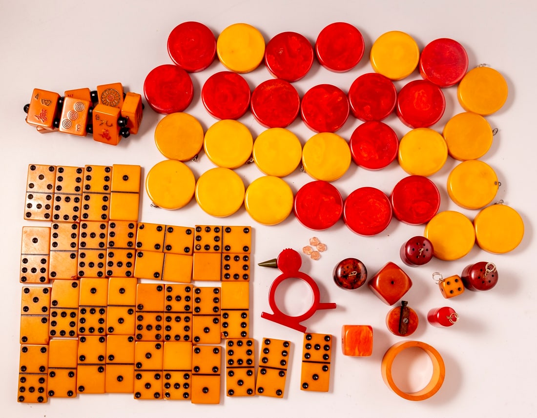 Bakelite Items Auction