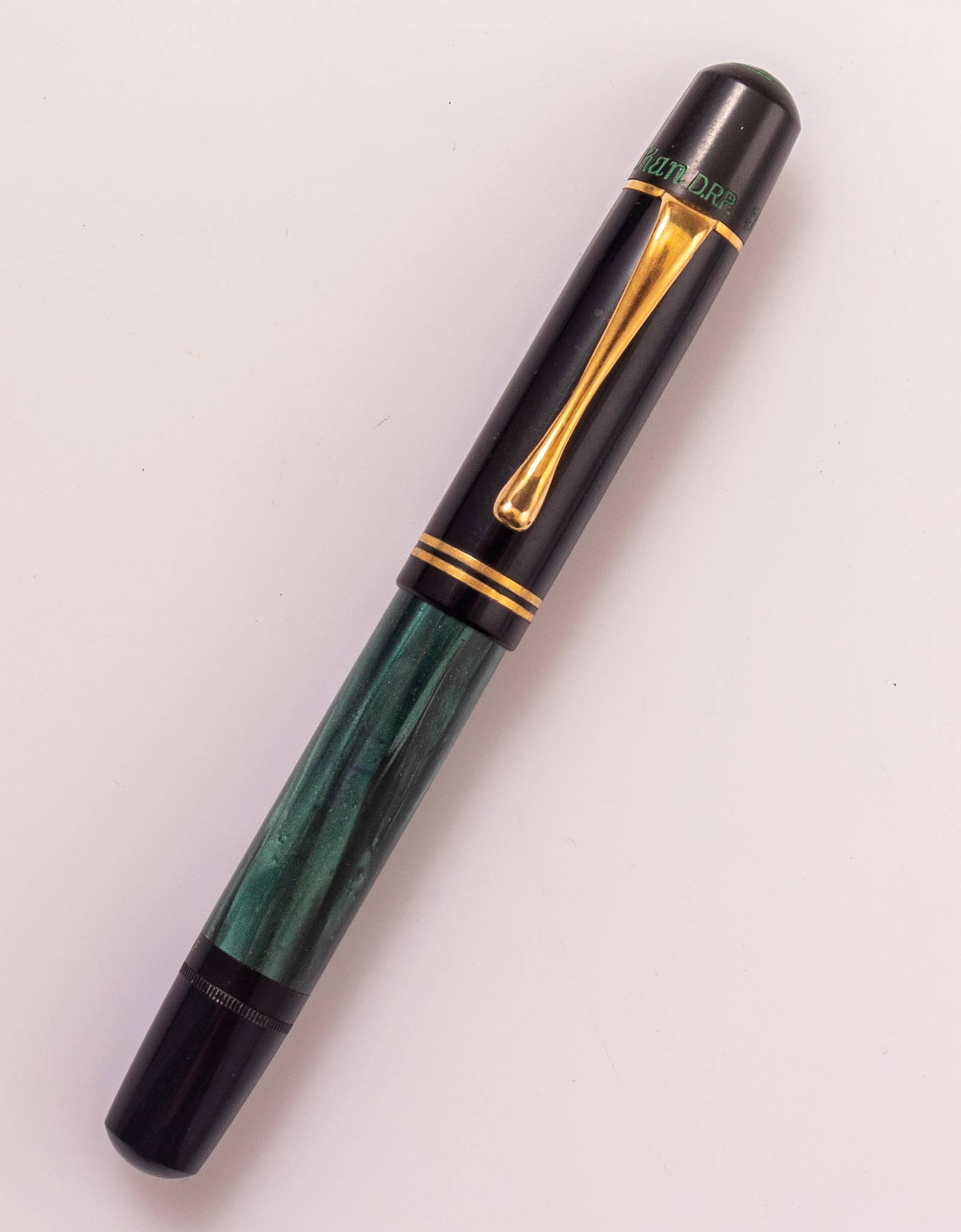 Pelikan 100n Fountain Pen Auction