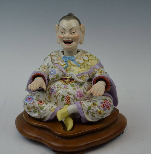 A Meissen Pagoda Nodder