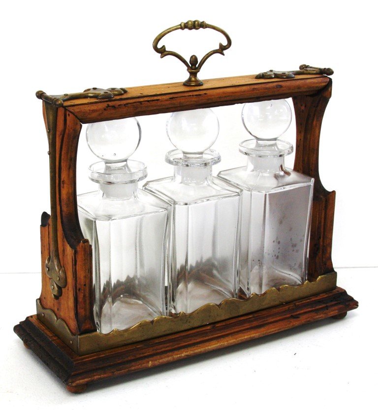 English Liquor Tantalus