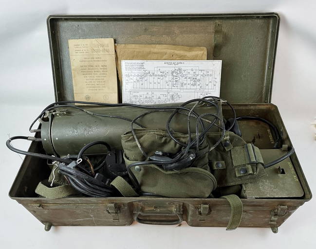 WW2 US Army Mine Detecting Set With Case* (#0128) on Jan 08, 2022 | J ...
