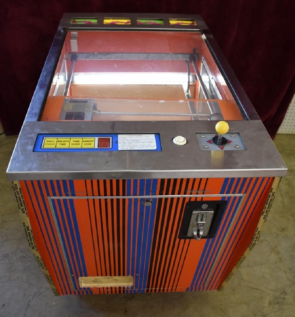 Table Top Crane Machine