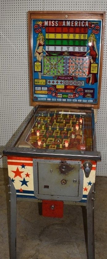 Miss America Supreme Pinball machine by Bally