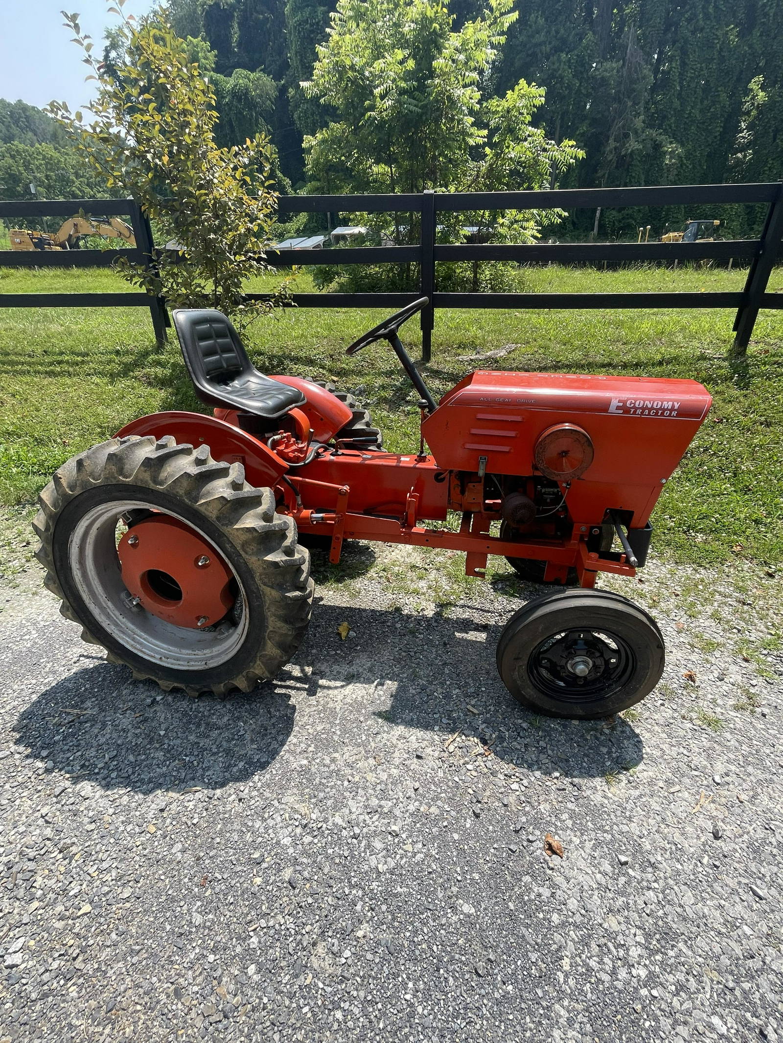 Economy Tractor - Power King Auction