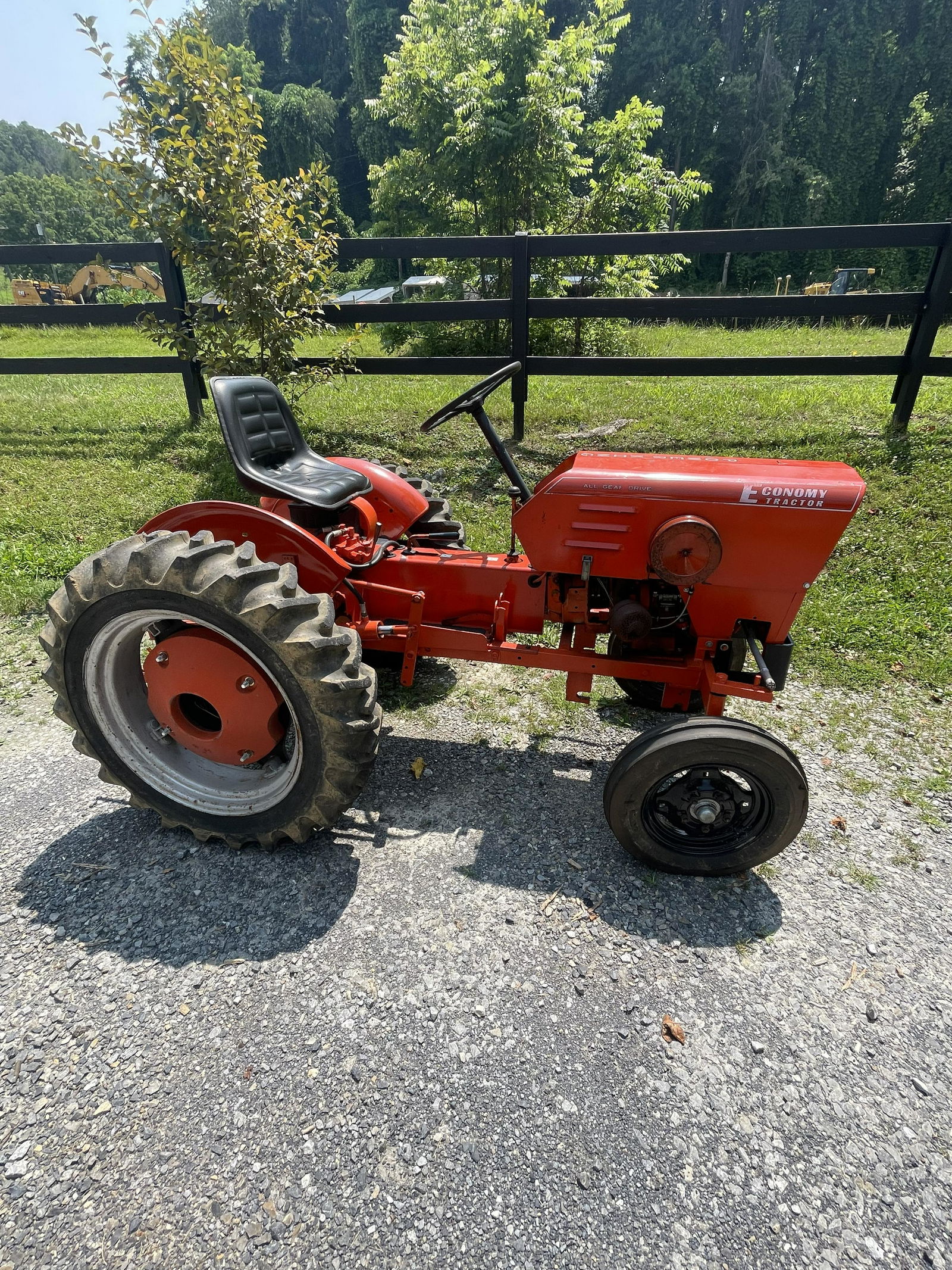 Economy Tractor - Power King Auction