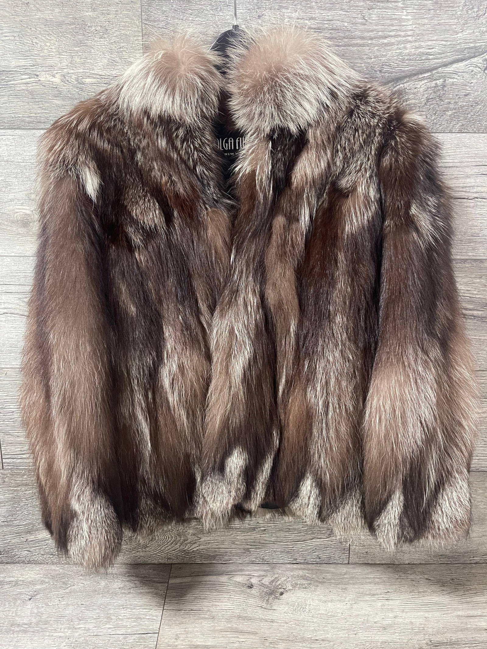 Short Natural Pearl Fox Fur Coat Auction