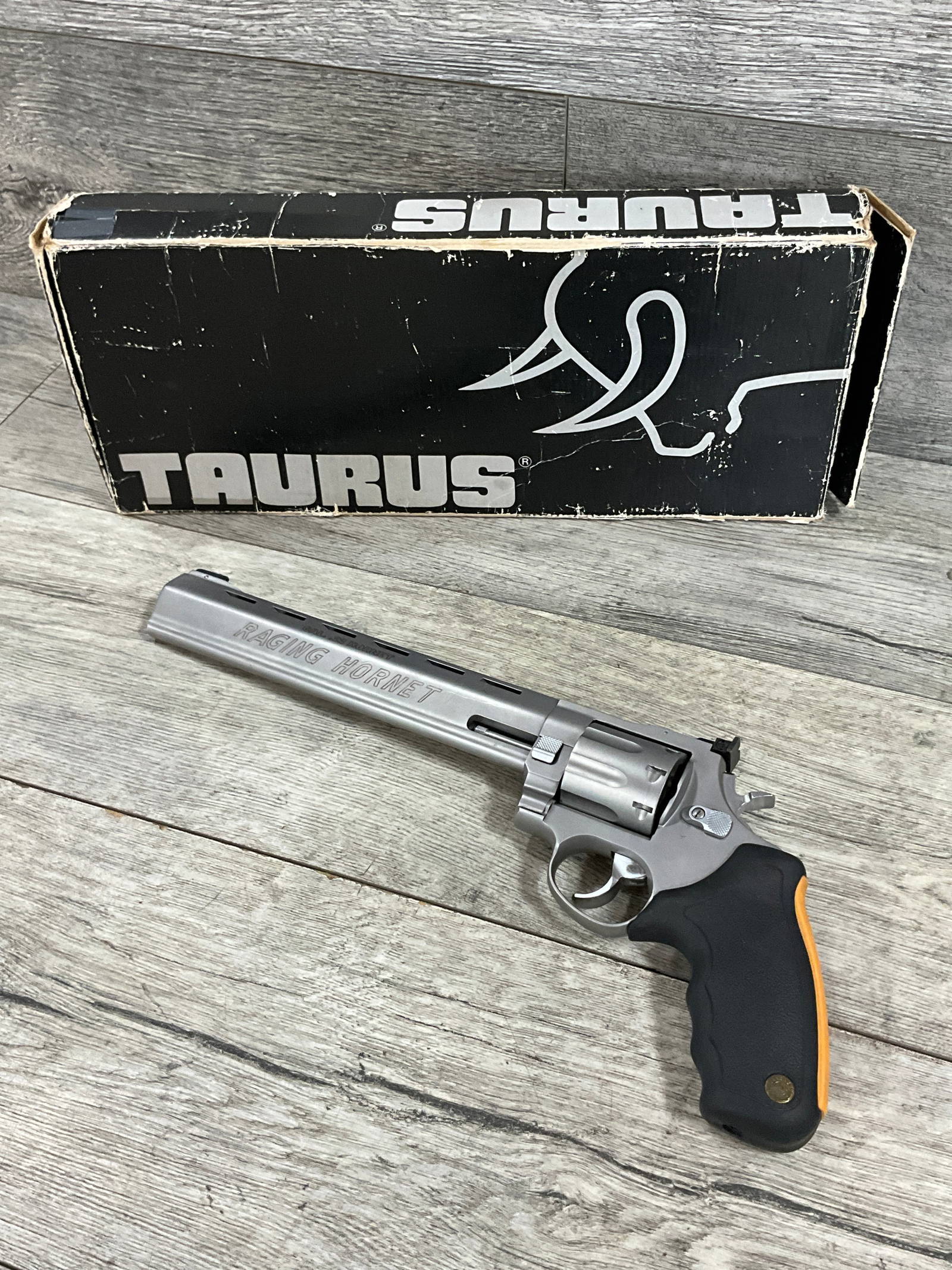 Taurus Model 2-220109 22 Hornet 10" Barrel Auction