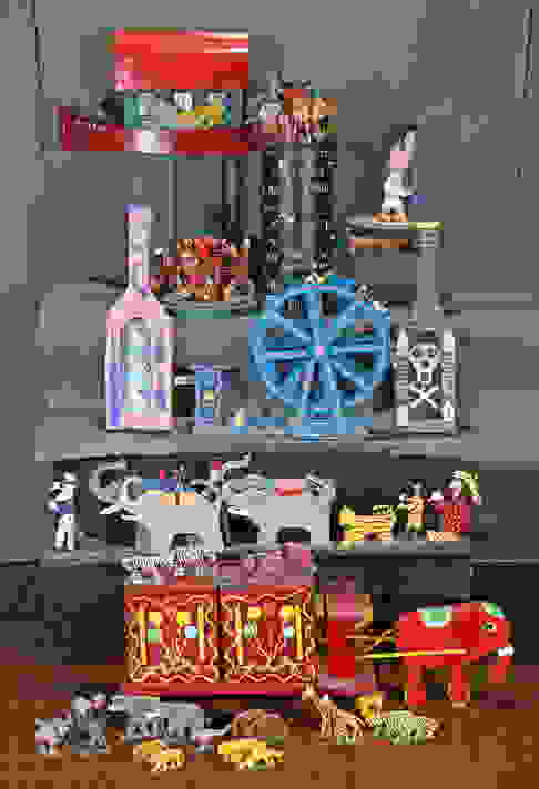 Tubby Brown. Group Lot Of Nine. Auction