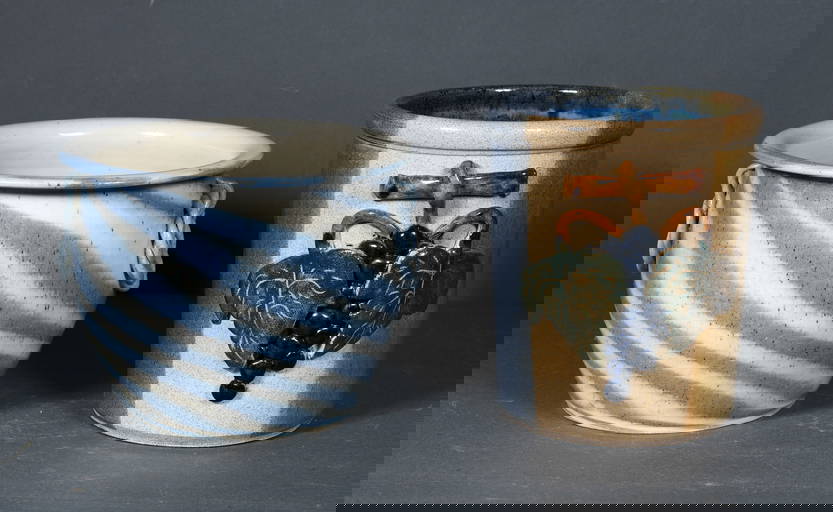 Charles Lisk And Steve Turpin. Swirl Pot And Grape Decorated Jar.