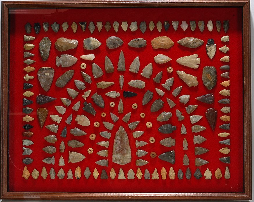 Native American. Large Arrowhead Display. - Apr 26, 2015 | Slotin Folk ...
